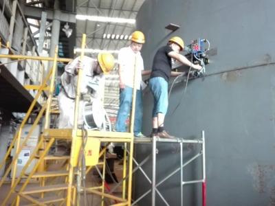 China 80 mm de diámetro Carro de soldadura circular y vertical lisa para soldadura de costura de tanque en venta