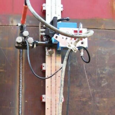 중국 DC 전기 전류 유연 철도 트랙 탱크 용접 기계 사용자 정의 요청 판매용