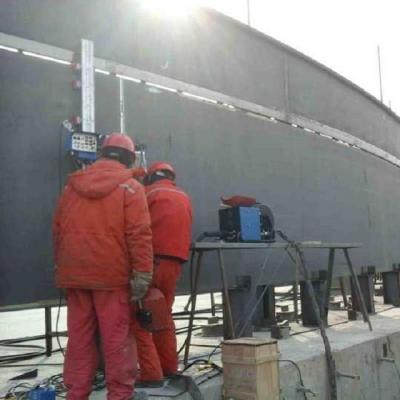 中国 柔軟なレールと中間周波数範囲のタンク溶接トラクターHK-100S 販売のため