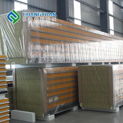 China Lightweight 50mm Polyurethane Sandwich Panels Heat Insulation for sale