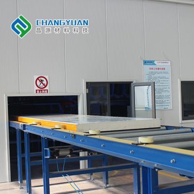 China Lightweight 50mm Polyurethane Sandwich Panels Heat Insulation for sale