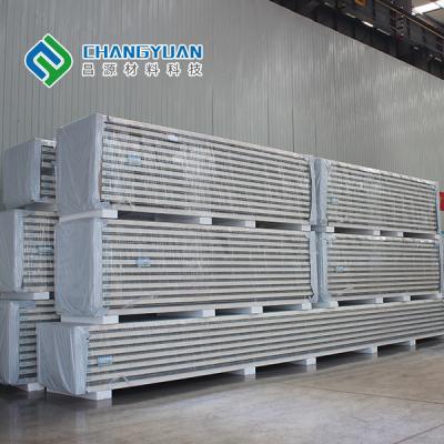 Cina L'alto calore del poliuretano dell'unità di elaborazione del panino del pannello della durevolezza ha isolato in vendita