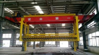 中国 生産ライン機械を作る自動AACのブロックの煉瓦     Coancreteのオートクレーブに入れられた通気された生産分離器 販売のため