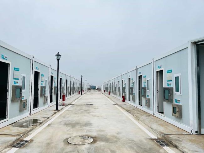 Foldable container house application