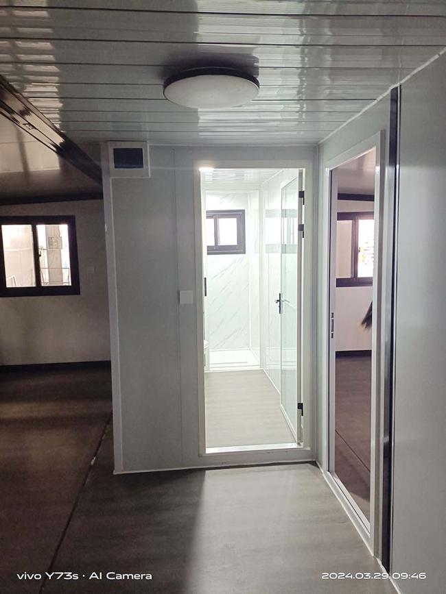 Grande expandable shipping container house exterior