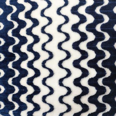 Cina Tessuto cationico 260gsm del vello della flanella del jacquard per l'indumento domestico generale caldo del tessuto in vendita