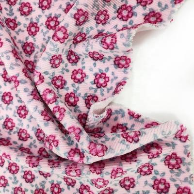 Cina Poliestere 100% del tessuto 310gsm del velluto del velluto del jacquard stampato fiore in vendita