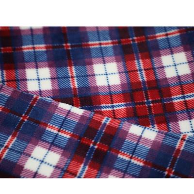 Cina Micro tessuto del vello stampato plaid 280gsm per la sciarpa dell'indumento in vendita