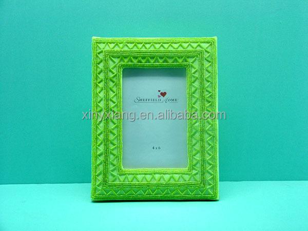 Factory custom beaded decorative photo frame, hand embroidery picture frame, sequin photo frame
