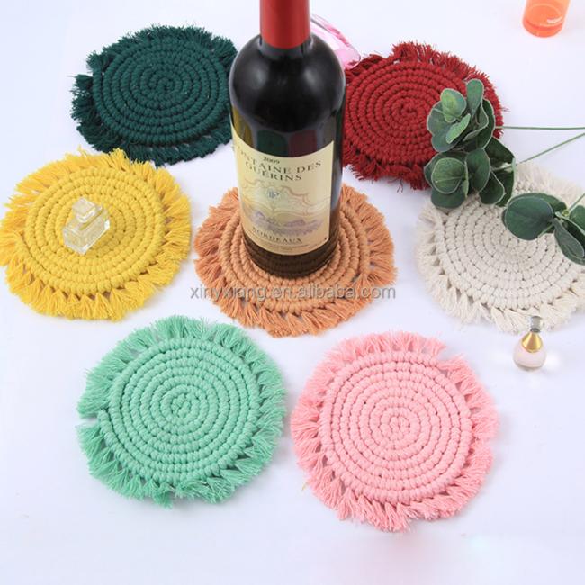 Factory Wholesale Handmade Macrame Coasters, Cotton Rope Braided Placemats, Round shape Table Decoration, Heat Resistant Cup Mat