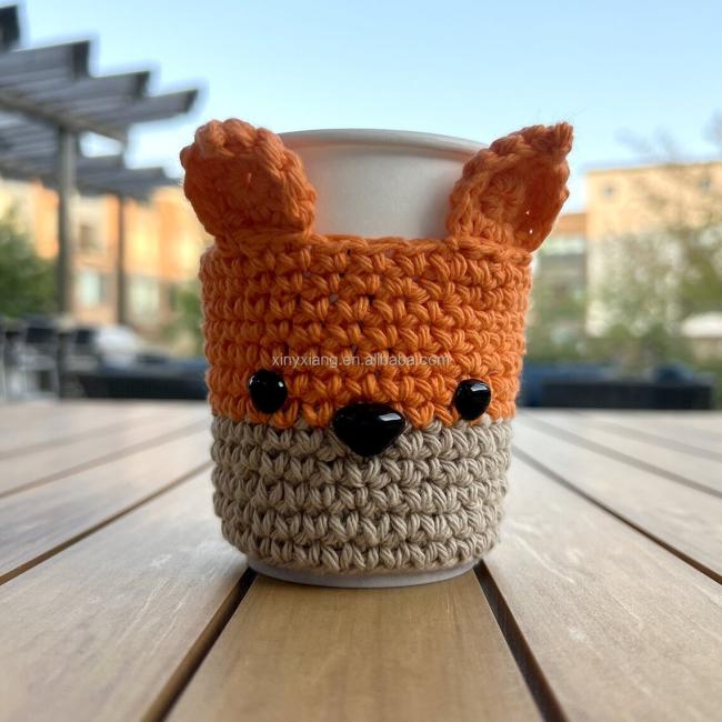 Factory Custom Crochet Reusable Cup Cozy Coffee Sleeve Hand Protector Drink Grip for Paper Cups, Knitted Chunky crochet cup cozy