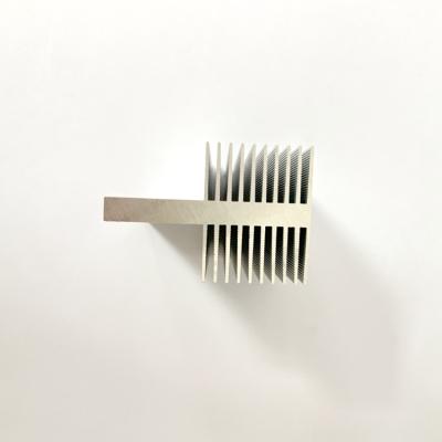 Cina Cina Profilo di alluminio ISO Custom Heatsink Design Factory 6063 Radiatore di alluminio estruso Sink di calore in vendita