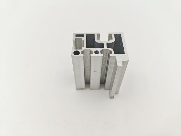 Quality Customized Aluminium Extruded Profiles , Aluminium Alloy 6063 T5 for sale