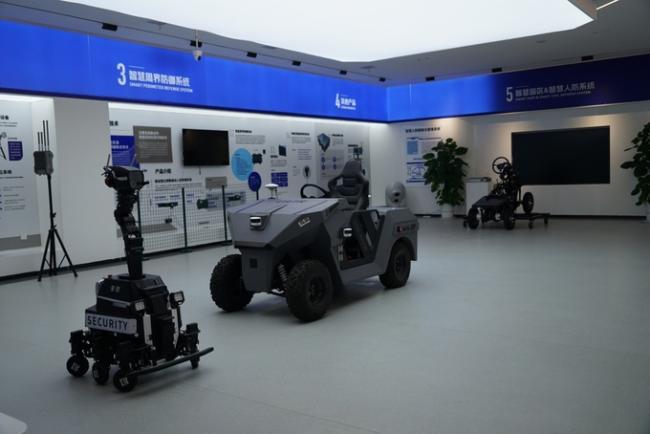 10 Kw Power 1km Laser Anti Drone Ultra Power Ytterbium-doped Fiber Laser 16