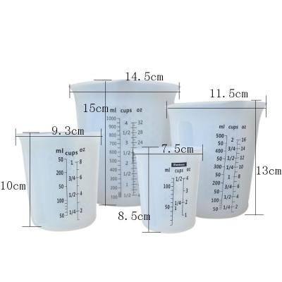 China Heat Resistant Silicone Kitchen Tool Measuring Cups 500ml 16oz Custom Scale for sale