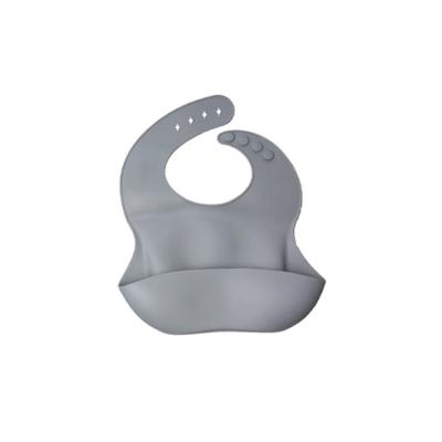 China Food Plate Baby Dinnerware Silicone Feeding Set Customized Sizes Grey Bear Shape 3Pcs for sale