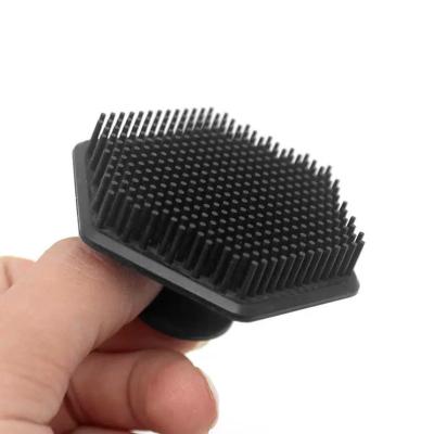 Cina Spazzola per bambini in silicone eco-compatibile per una pulizia delicata ed efficace a forma ovale in vendita