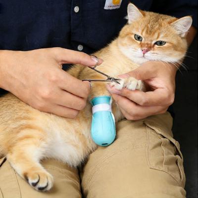 China Anti-cat Claw Protection Soft Safe Adjustable Anti-scratch Silicone Cat Foot Covers for sale