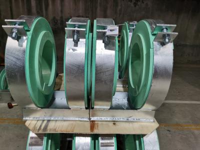 China 160K Double Clamps Sliding Pipe Support Industrial Pipe Hangers With Two Vertical Plates for sale