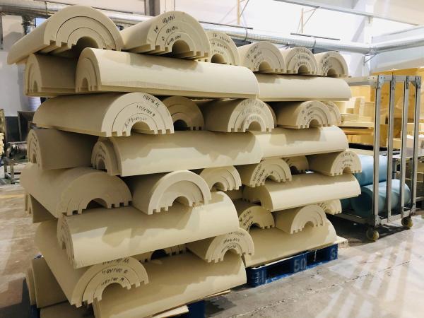 Quality PIR Polyisocyanurate Foam Pipe Insulation Multifunctional For Low Temperature for sale