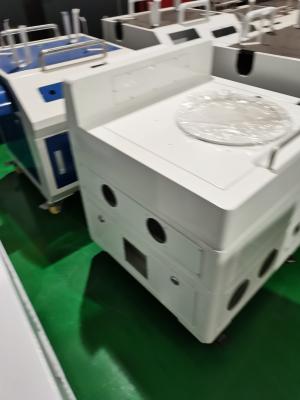 中国 普遍的なはっきりしている仕事のための200W JPT Raycusレーザーの錆取り外し機械 販売のため