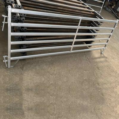 Cina 4ft di altezza di acciaio pannelli di bestiame trattati termicamente lunghezza 10 ft pannelli di bestiame in vendita