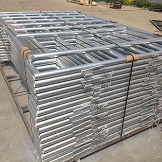 Cina 32 mm OD X 2 mm tubo rotondo Ferma Recinzione metallica pannelli galvanizzati per bestiame in vendita