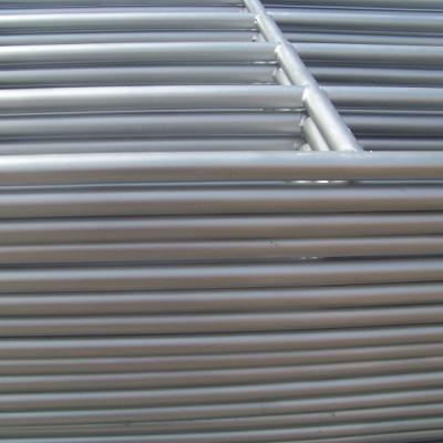 Cina 32 mm OD X 2 mm tubo rotondo Ferma Recinzione metallica pannelli galvanizzati per bestiame in vendita
