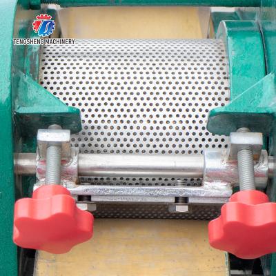 Cina Unità di elaborazione di alimento commerciale automatica della macchina dell'estrattore del pesce 1.5KW in vendita