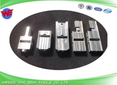 중국 갑피 구획 Sodick EDM 기계 부속 3082521를 위한 ALN AQ AQ400 활주 구획은 죽습니다 판매용