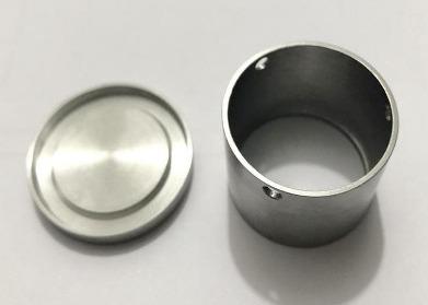 中国 磨かれた10.2g/Cm3 Molybdenum Crucible Molybdenum Barrel For Evaporation Coating 販売のため
