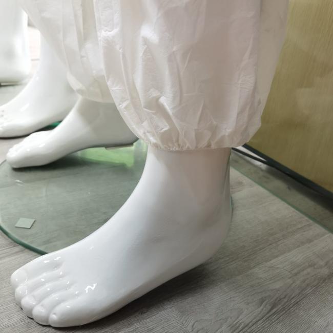 Micro-Porous White Protective Coveralls Waterproof Anti-Static OEM Suits