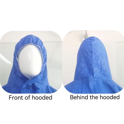 Cina SMS Protective Coverall con cappuccio elastico Nonwoven Isolation Overall Hazmat PPE Kit in vendita