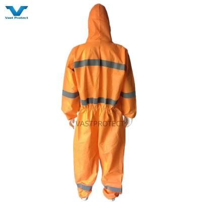 Cina Tipo 5 6 PPE industriale SMS arancione coperture usa e getta stile vita richiesta personalizzata in vendita
