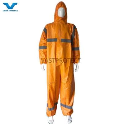 Cina Personalizzazione Offre abiti industriali bicolori usa e getta con opzioni personalizzate in vendita