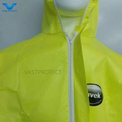 Cina VPT-01 175*140cm Giallo Microporous Chemical Proof Protective Coveralls per industriali in vendita