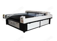 China Multi Head Textile Laser Cutting Machine With Professional Controlling Software for sale