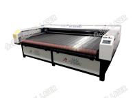 China Carpets Artificial Grass Laser Cutter Bed Water Cooling Stable Performance for sale