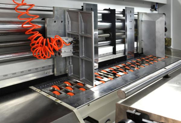 Quality Fully Automatic Carton Flexo Box Machine Water Based Ink Automatic Folder Gluer for sale