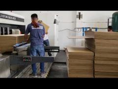 Vacuum Transfer Top Printing Machine G6-0924 Lead Edge Feeder 4 Kleurenprinter + Slotter + Die Cutter + Folder Gluer Inline