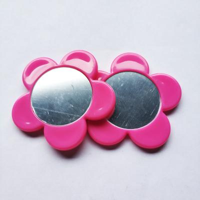China Small Flower Plastic Pocket Mirror  Custom Compact Makeup Mirror for sale