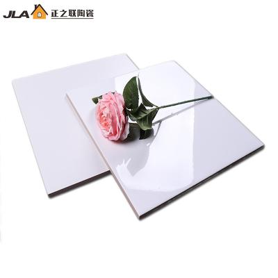 中国 12x12耐久力のある現代台所の白い陶磁器の地下鉄のタイルバックスプラッシュ 販売のため