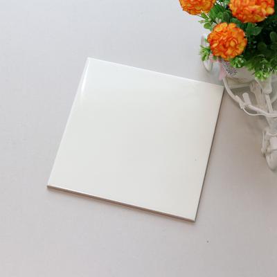 China 50X150 Modern Kitchen Wall Tiles Ivory White Acid Resistant For Restaurant for sale