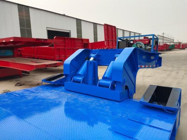 Side view of Gooseneck Lowbed Trailer showing structural details