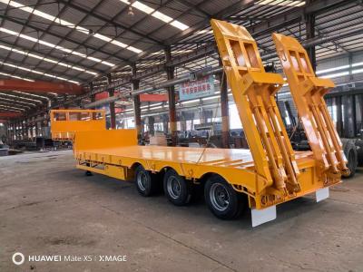 China 60Tons 3 Axle Low Bed Trailer Heavy Duty Low Bed Trailers Self Dumping for sale