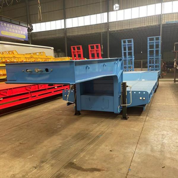 Quality Large Capacity 70t Van Type Semi Lowbed Trailer For Heavy Duty Transportation for sale