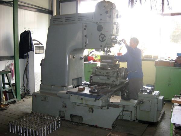Quality Double Support Piston Type Pneumatic Air Winch Model JQHS-100×10 For Offshore for sale