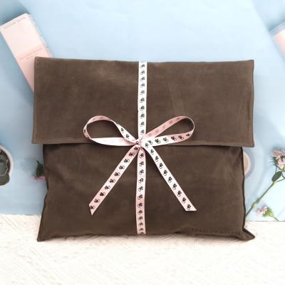 China Custom Suede Envelope Bag With Tie Cosmetic Mirror Wig Packing for sale