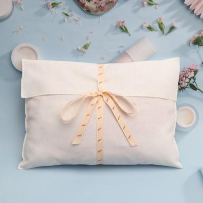 China Organic Cotton Linen Envelope Dust Bag Portable With Ribbon for sale