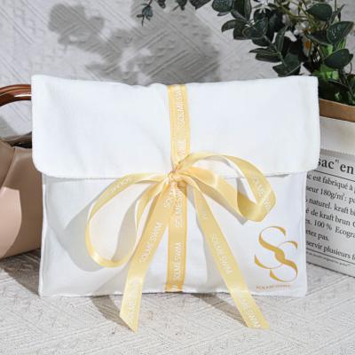 China Customized White Velvet Envelope Scarf Wig Books Packaging Bag With Logo for sale
